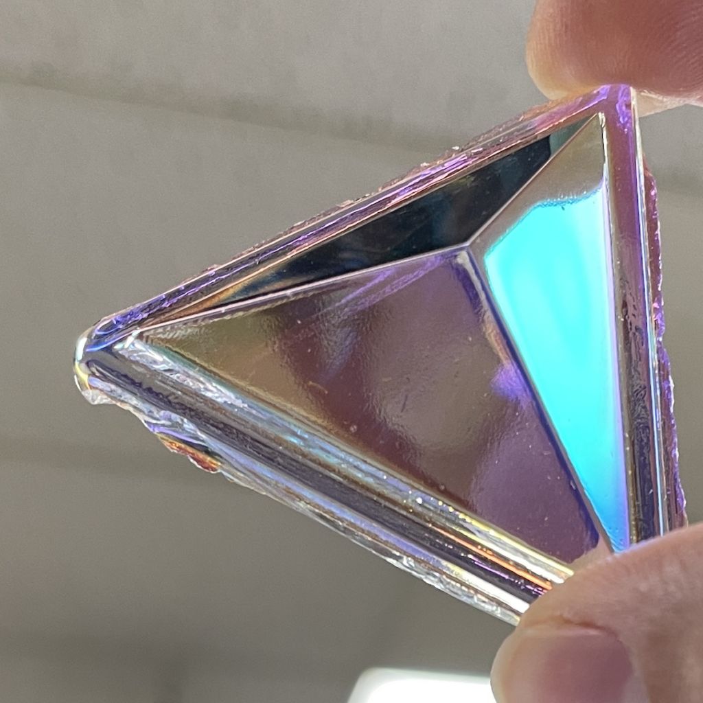 Dichroic Jewel DST50-01 Triangle | Glass House Store